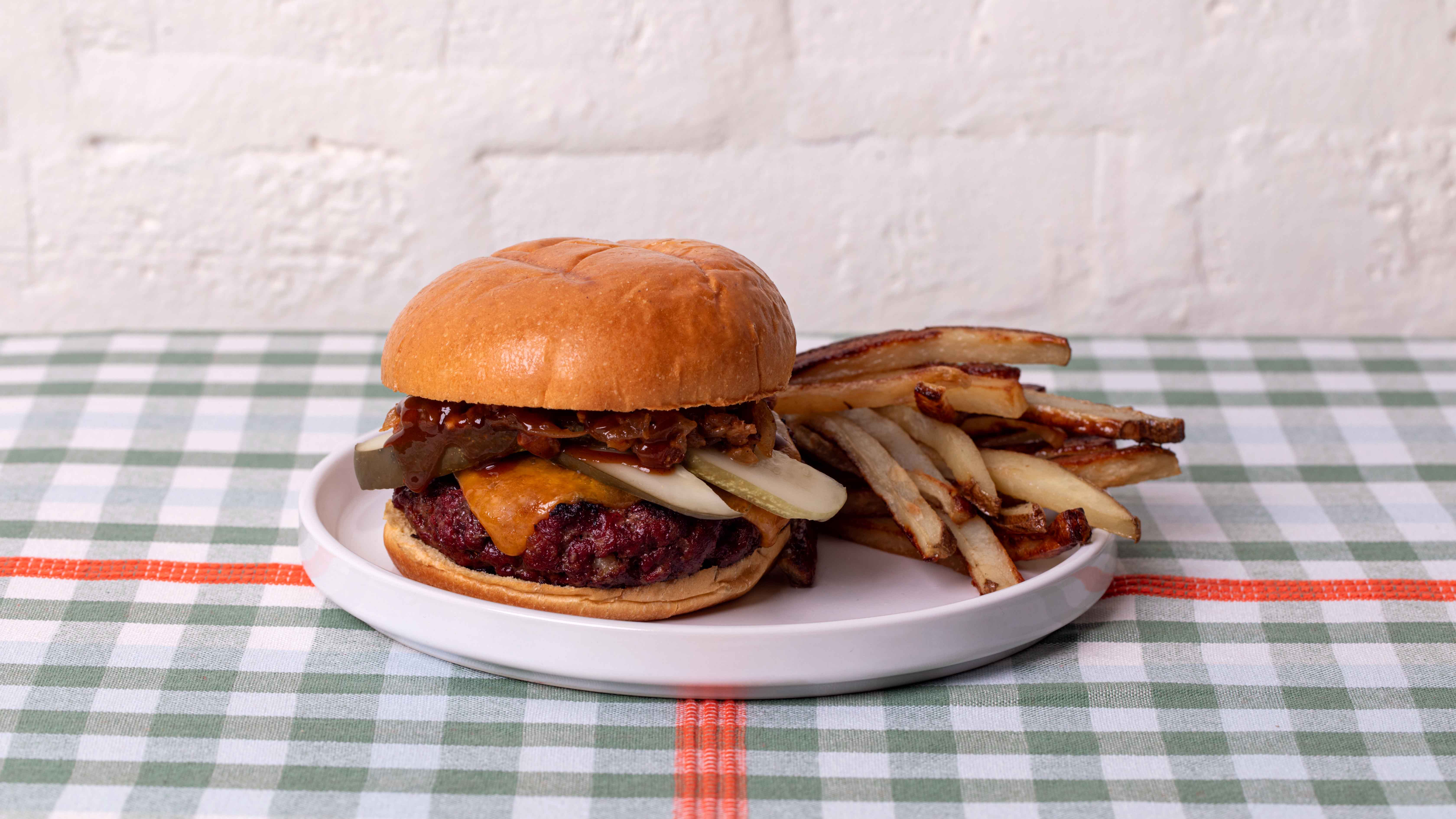 Smoked Brisket Burgers with Onion Whiskey Jam – Snake River Farms